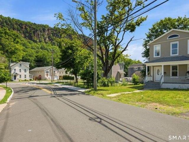 house with 3 bedroom, New Haven CT DS104374596