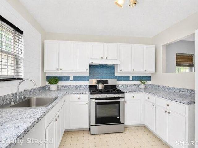 house with 3 bedroom, New Haven CT ES104946862