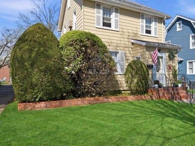 house with 3 bedroom, New Hyde Park NY DS102528137