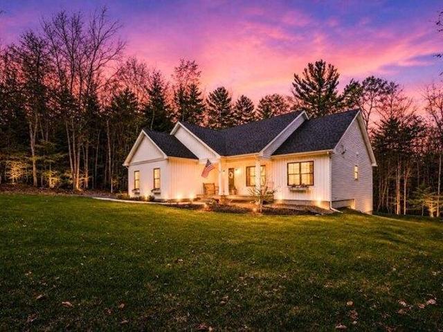 house with 3 bedroom, New London NH DS103499003