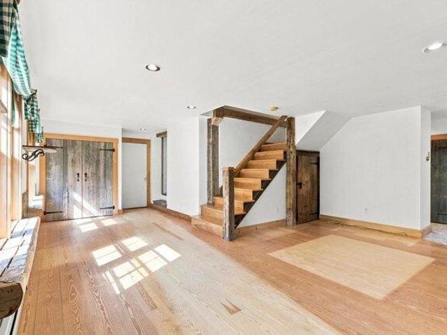 house with 3 bedroom, New London NH ES105079823