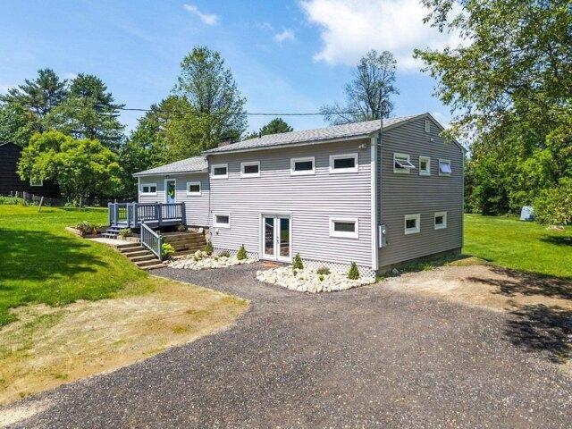 house with 3 bedroom, New London NH ES103221808