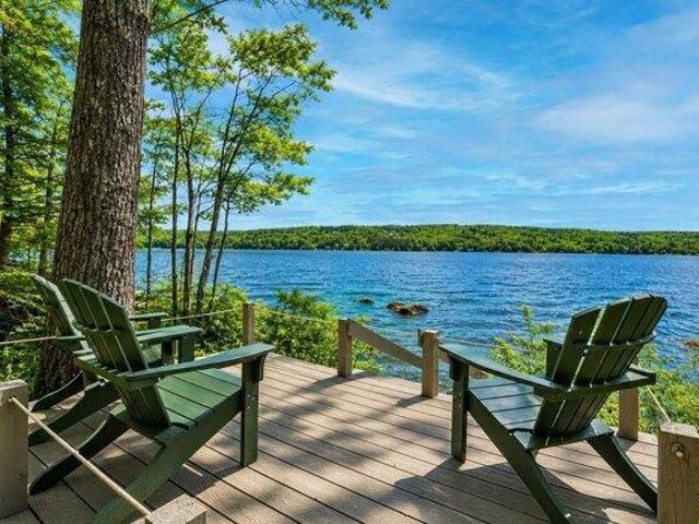 house with 3 bedroom, New London NH ES103499407