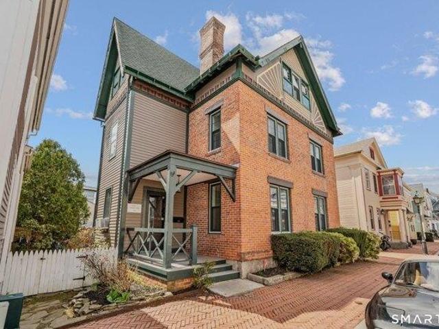 house with 3 bedroom, New London CT DLS102317884