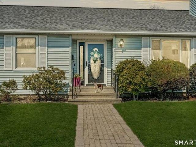 house with 3 bedroom, New London CT DS102156902