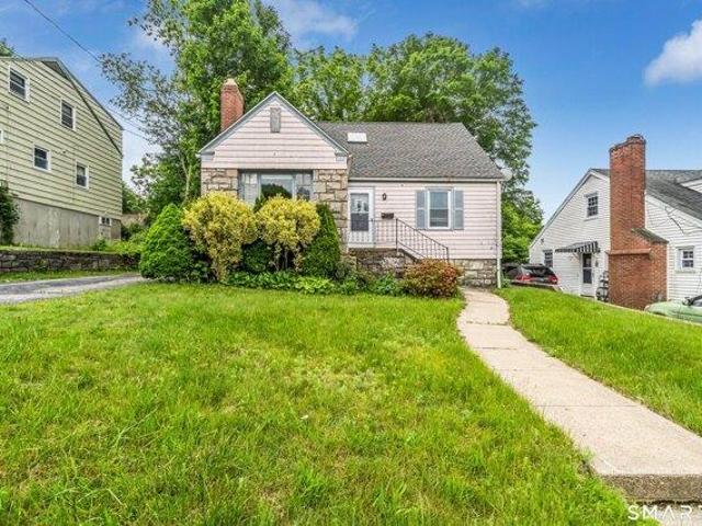 house with 3 bedroom, New London CT ES104567914