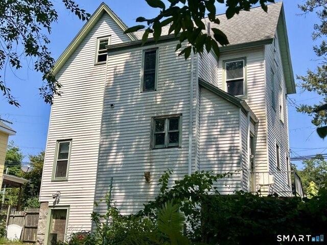 house with 3 bedroom, New London CT ES105156587
