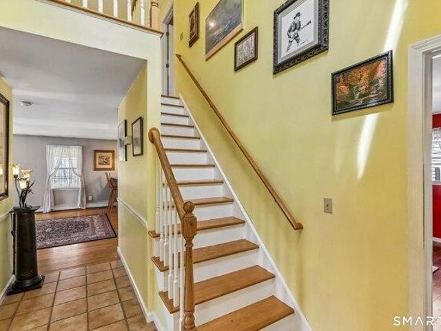 house with 3 bedroom, New Milford CT DLS102257207