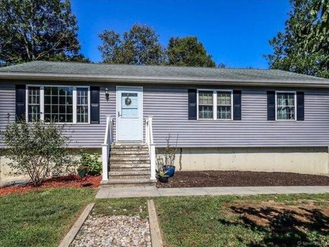 house with 3 bedroom, New Milford CT DLS102258364