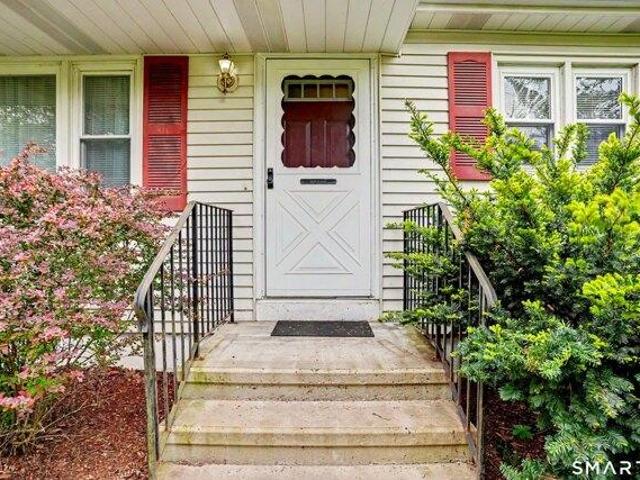 house with 3 bedroom, New Milford CT DLS102284111
