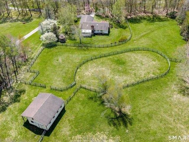 house with 3 bedroom, New Milford CT DS102825910