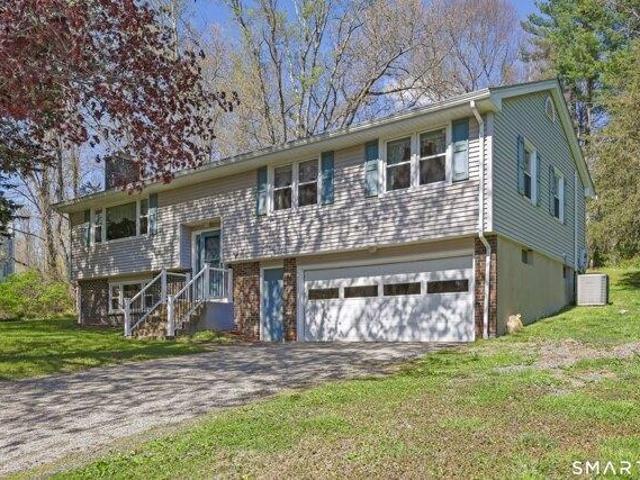 house with 3 bedroom, New Milford CT DS102828231