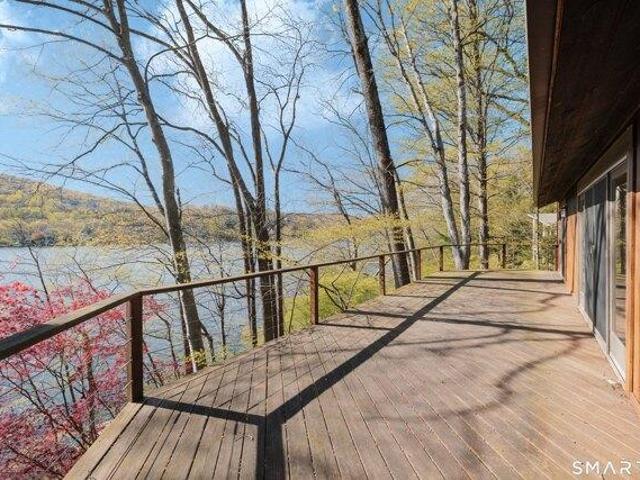 house with 3 bedroom, New Milford CT ES104299149