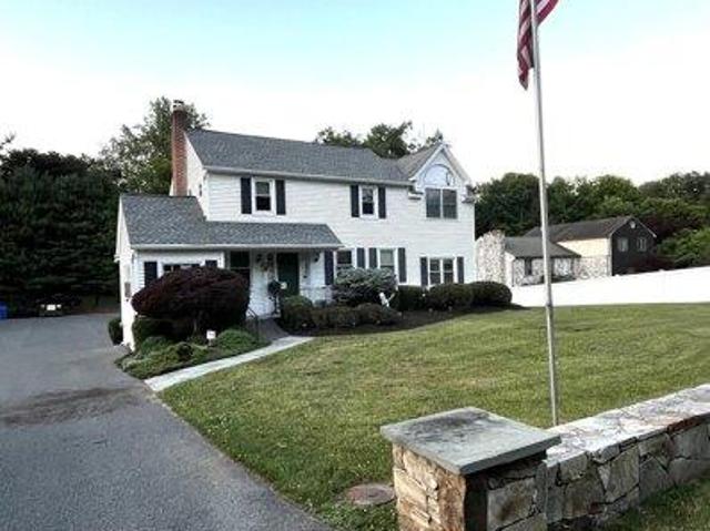 house with 3 bedroom, New Milford CT ES105157094