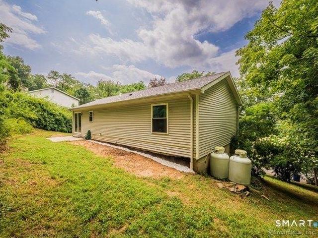 house with 3 bedroom, New Milford CT ES105113418