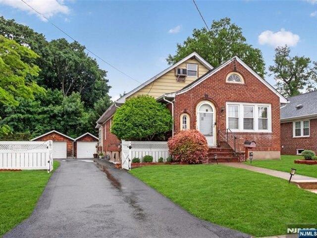 house with 3 bedroom, New Milford NJ DS102824527