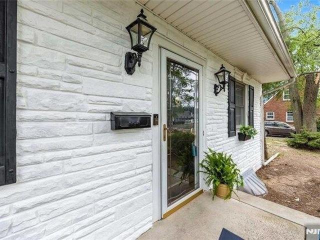 house with 3 bedroom, New Milford NJ ES104606892