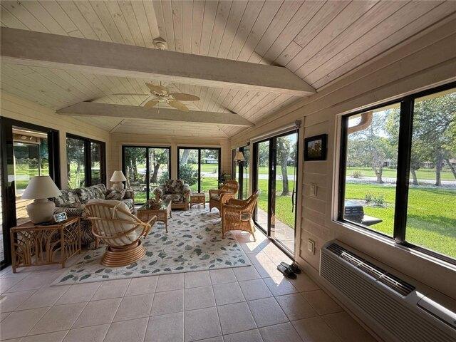 house with 3 bedroom, New Smyrna Beach FL ES104899941