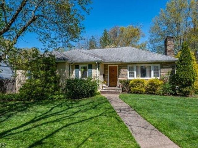 house with 3 bedroom, New Providence NJ DLS101783809