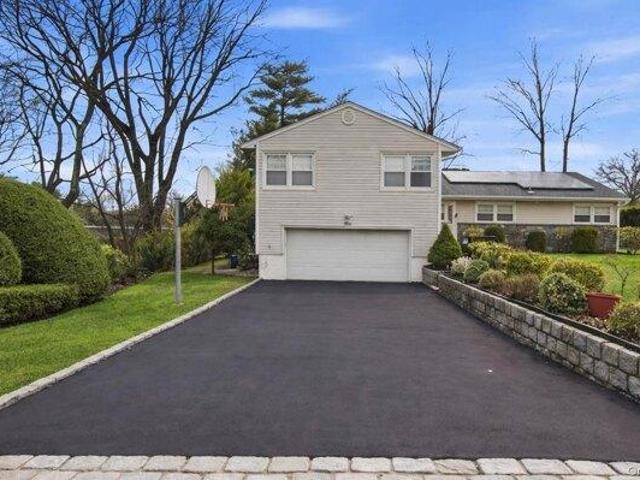 house with 3 bedroom, New Rochelle NY DLS101783126