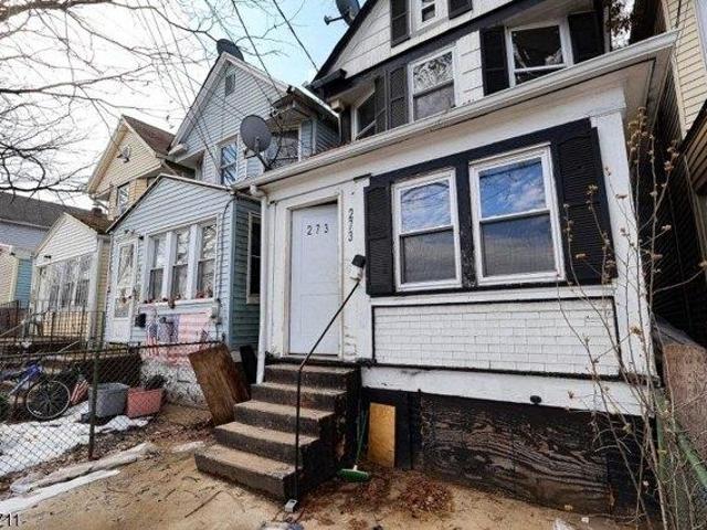 house with 3 bedroom, Newark NJ DLS102345756
