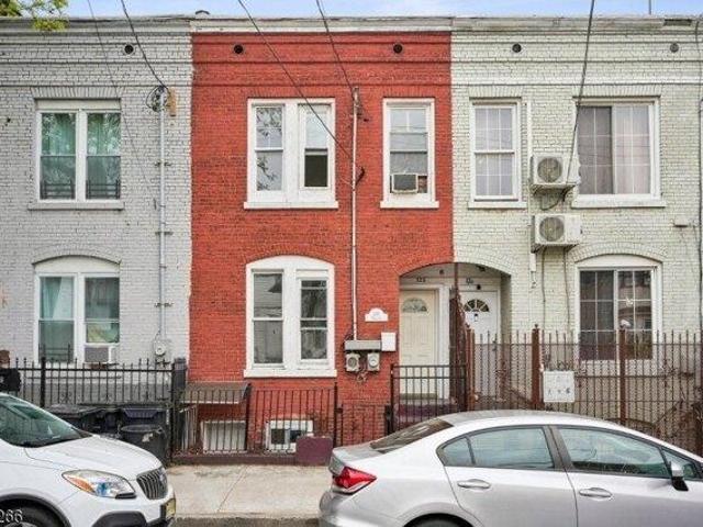 house with 3 bedroom, Newark NJ DS102708255
