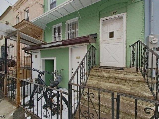 house with 3 bedroom, Newark NJ DS102216219