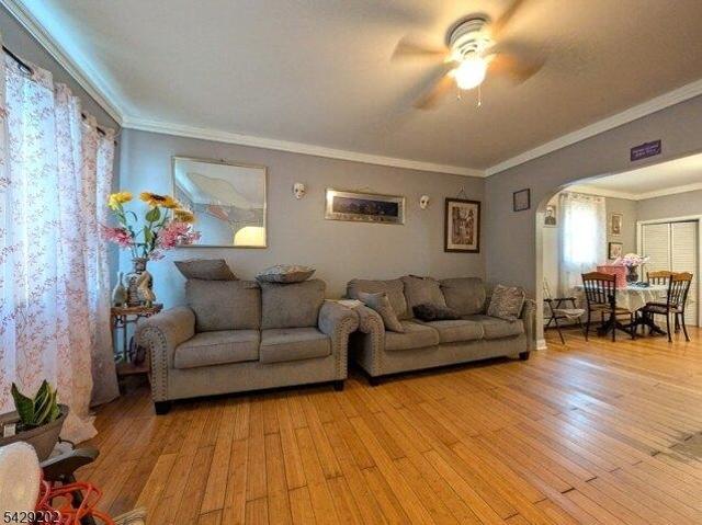 house with 3 bedroom, Newark NJ DS104374620