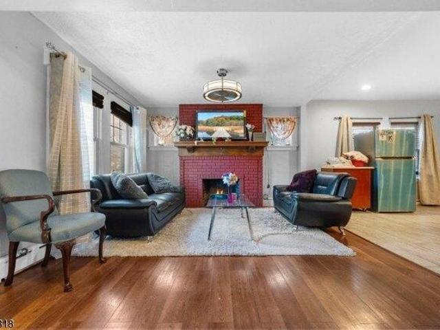 house with 3 bedroom, Newark NJ ES103190250