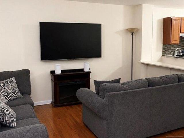 house with 3 bedroom, Newark NJ ES104482221