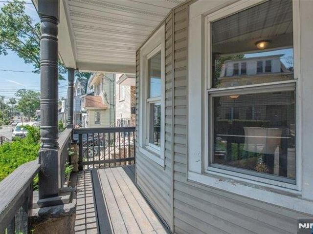 house with 3 bedroom, Newark NJ ES104759895