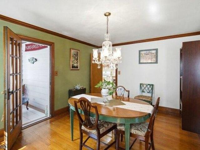 house with 3 bedroom, Newark NJ ES104809506