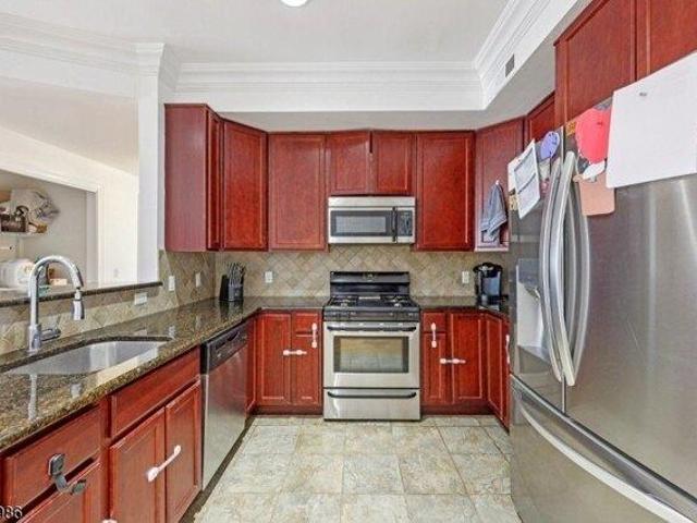 house with 3 bedroom, Newark NJ ES104811253