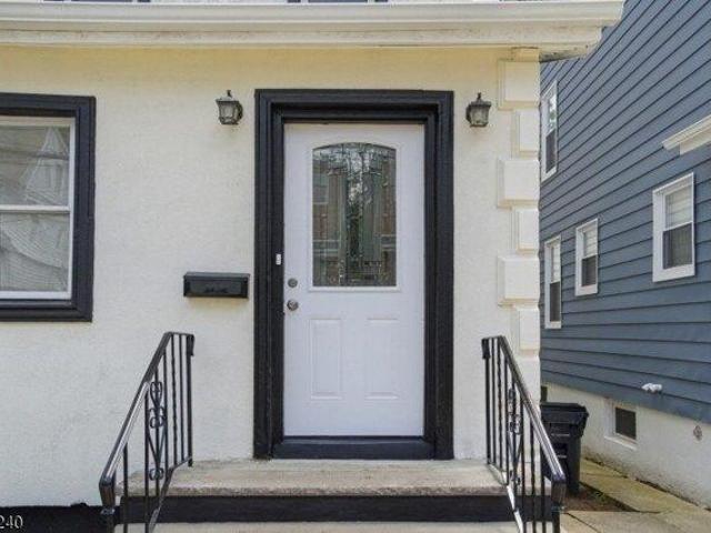 house with 3 bedroom, Newark NJ ES105124817