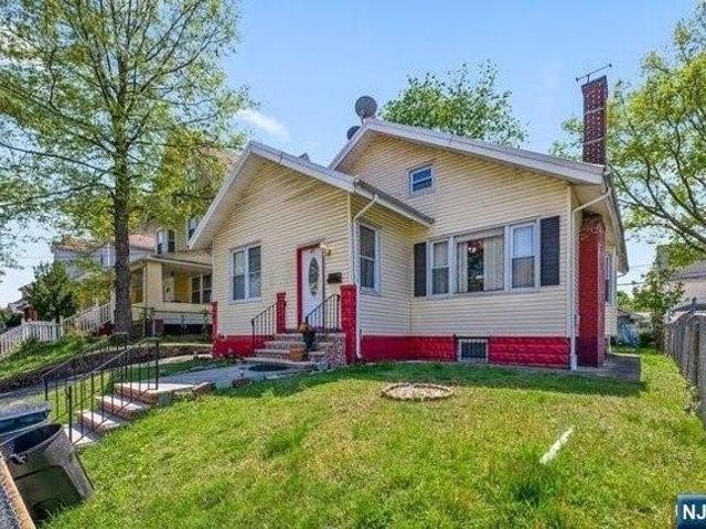 house with 3 bedroom, Newark NJ ES105126105