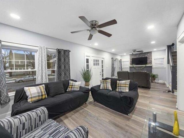 house with 3 bedroom, Newark NJ ES105157929