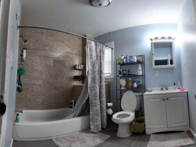 house with 3 bedroom, Newark NJ ES105159165