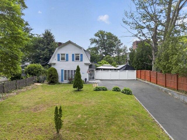 house with 3 bedroom, Newark NJ ES105191718