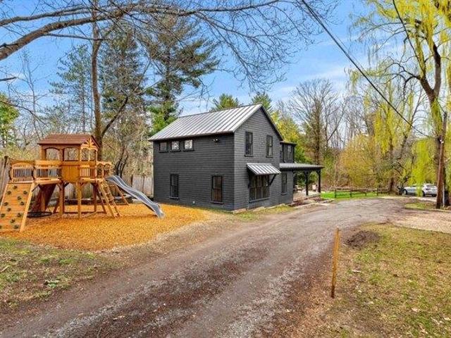 house with 3 bedroom, Newbury MA ES103435439