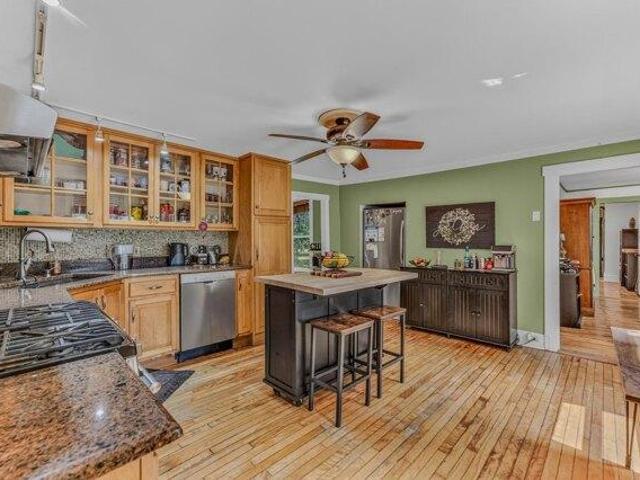 house with 3 bedroom, Newbury VT ES105156337