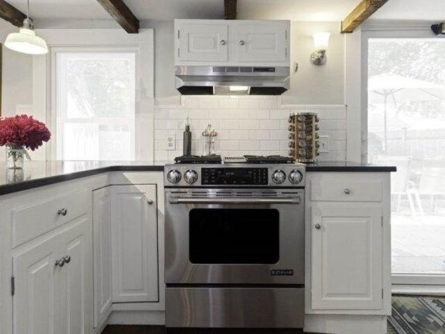 house with 3 bedroom, Newburyport MA DS102212504