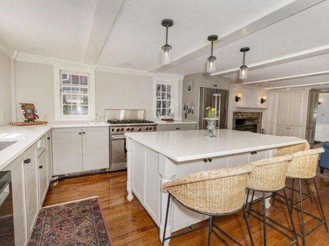 house with 3 bedroom, Newburyport MA DS102922198