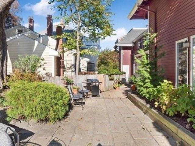 house with 3 bedroom, Newburyport MA DS103125520