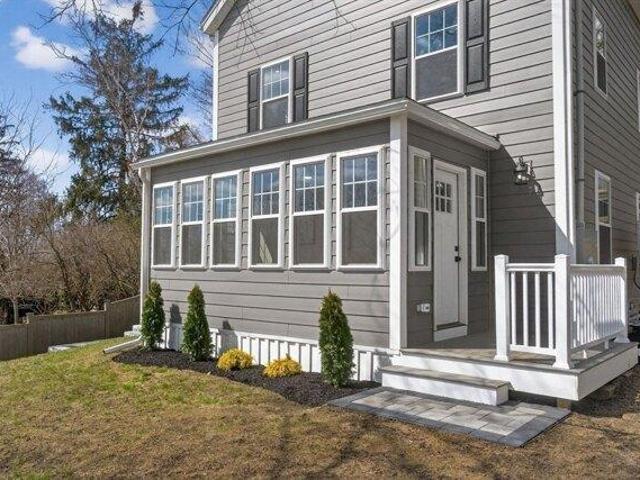 house with 3 bedroom, Newburyport MA ES103127503