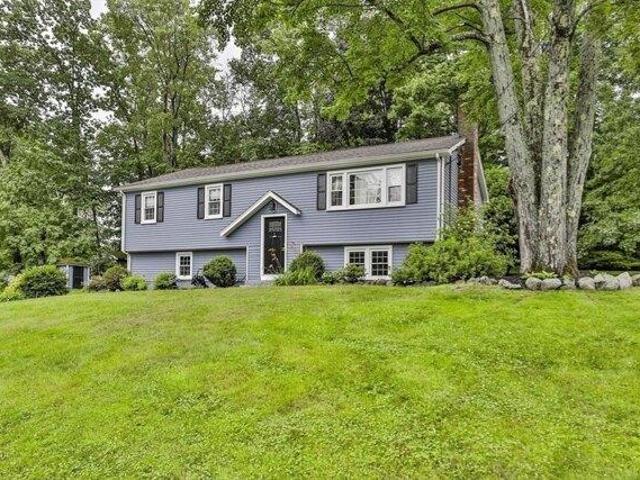 house with 3 bedroom, Newburyport MA ES104481328