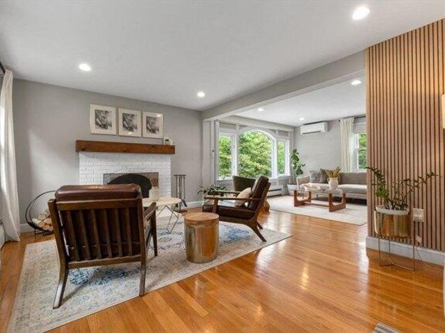 house with 3 bedroom, Newburyport MA ES104758045