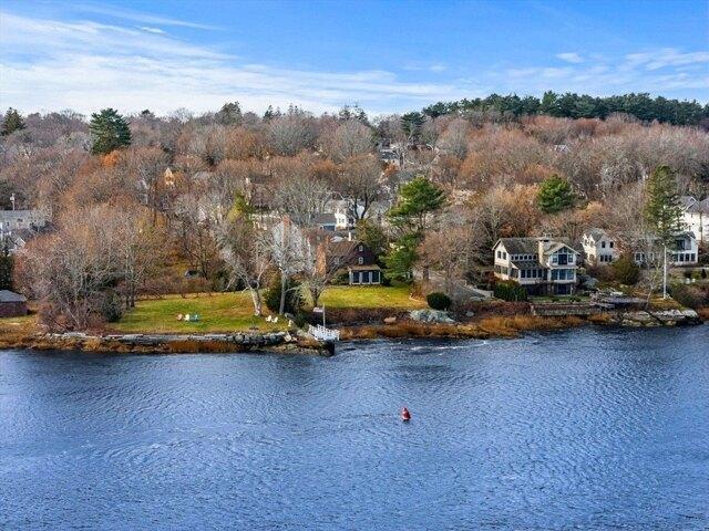 house with 3 bedroom, Newburyport MA ES104791640