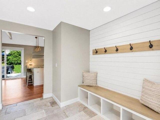house with 3 bedroom, Newburyport MA ES105040388