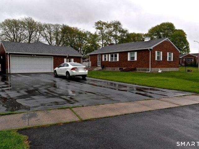 house with 3 bedroom, Newington CT DLS102347098