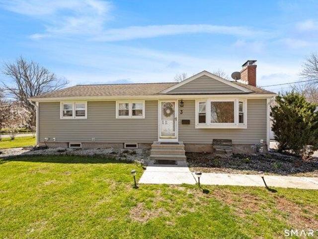 house with 3 bedroom, Newington CT DS101998659